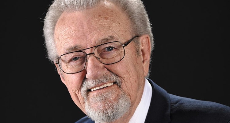 Ed O’Neal Releases Memoir ‘One Old Man Can’t Be All That Bad’ – Singing ...