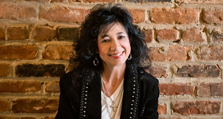 Joy Holden Releases Deluxe Album ‘Broken to Beautiful’ – Singing News ...