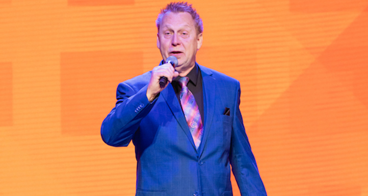 Steve Hess Returns to the Stage 4 Months After Stroke – Singing News ...
